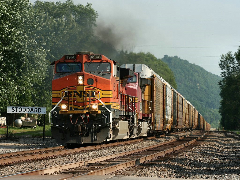 BNSF 4968